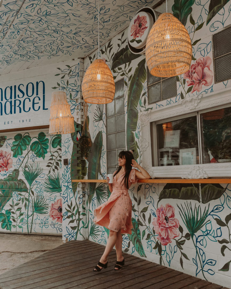 The Best Instagram Spots in Chicago - FashionTravelRepeat